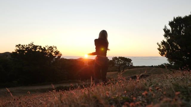 Woman spinning around - Free Stock Video Footage | Coverr